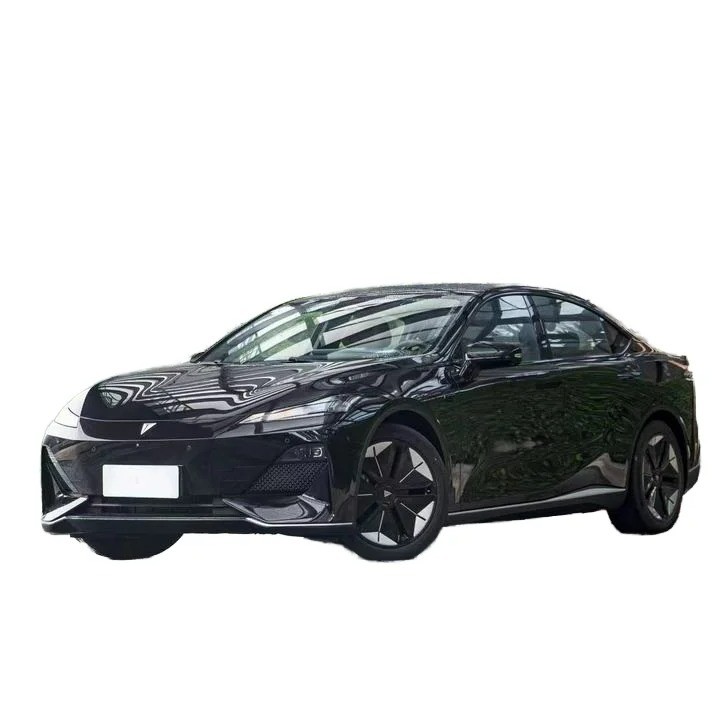 The Changan Deepal SL03 Hybrid Electric Sports Car 1.5L Engine 1200km Range 5 Seater